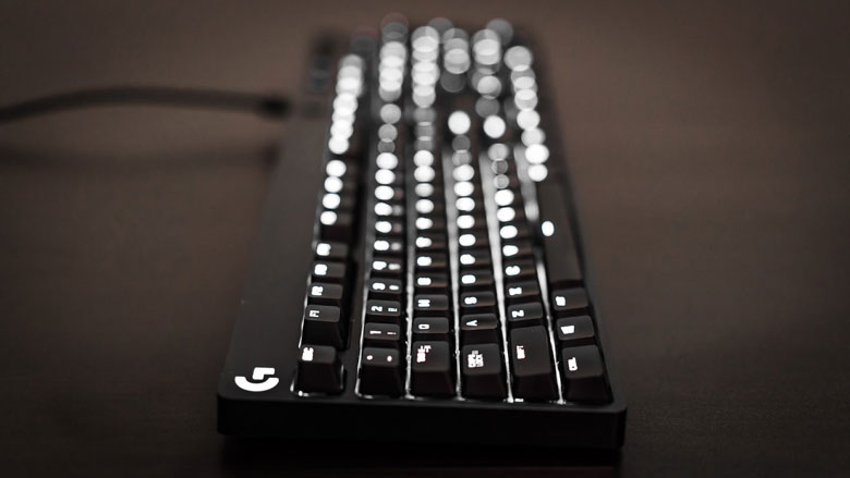 Bàn phím Logitech Gaming G610 Orion Blue Backlit Wired/Đen